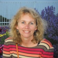 Christiane Metral Email & Phone Number | Smith College lecturer Contact ...