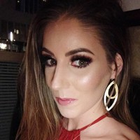 Sarah Patterson Email & Phone Number | Experience Revolt Marketing ...