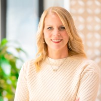 JLL Employee Laura Adams's profile photo