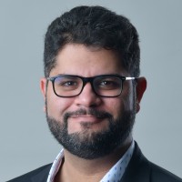 Yonis Attiya Email & Phone Number | لايمفش ديزاين المدير التنفيذي ...