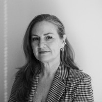 Sarah Whitelock Email & Phone Number | CloseKnit Customer Success Lead ...