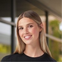 Abby Hicks Email & Phone Number | Olive Garden Server Contact Information