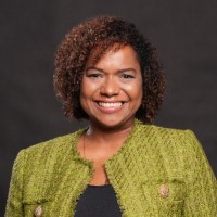 Monica Arce Email & Phone Number | Innova 4 Business Director de Innova ...