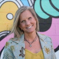 Kim Moss Email & Phone Number | Mix+Shine Marketing Director of ...