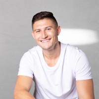 Nik Mirkovic Email & Phone Number | Hismile Co-Founder and Director ...