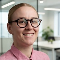 Hayley Coomer Email & Phone Number | Roche Field Application Specialist ...