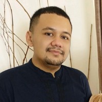 Alriz Rusdan Email & Phone Number | Versuni Media Lead Contact Information