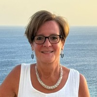 Lisa Chambers Email & Phone Number | Lisa Lynn Publishing Publisher ...