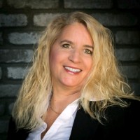 Lynn Roberts Email & Phone Number | Royal Pacific Funding Vice ...